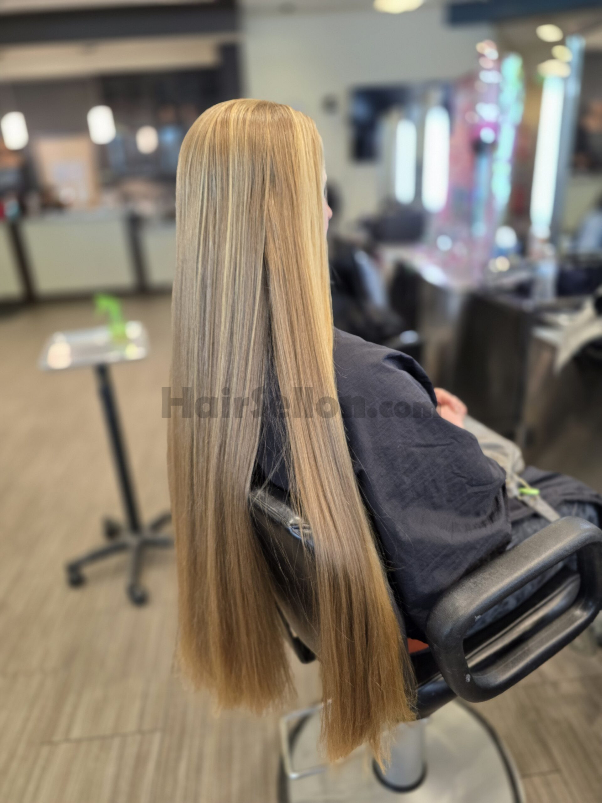 Long, thick, strawberry blonde locks - HairSellon